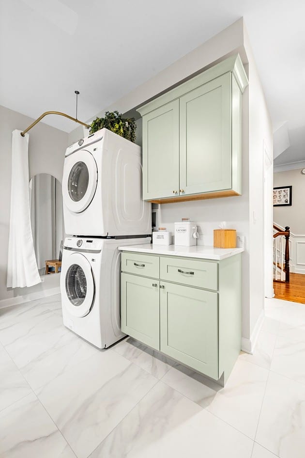 15 Trendy Modern Laundry Room Designs Balancing Form and Function