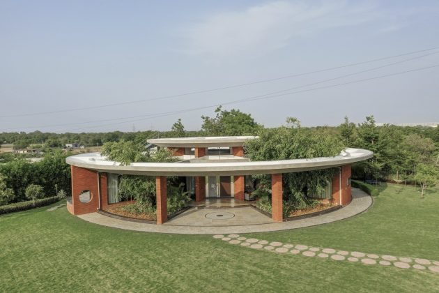 The Ring House by studio prAcademics in India