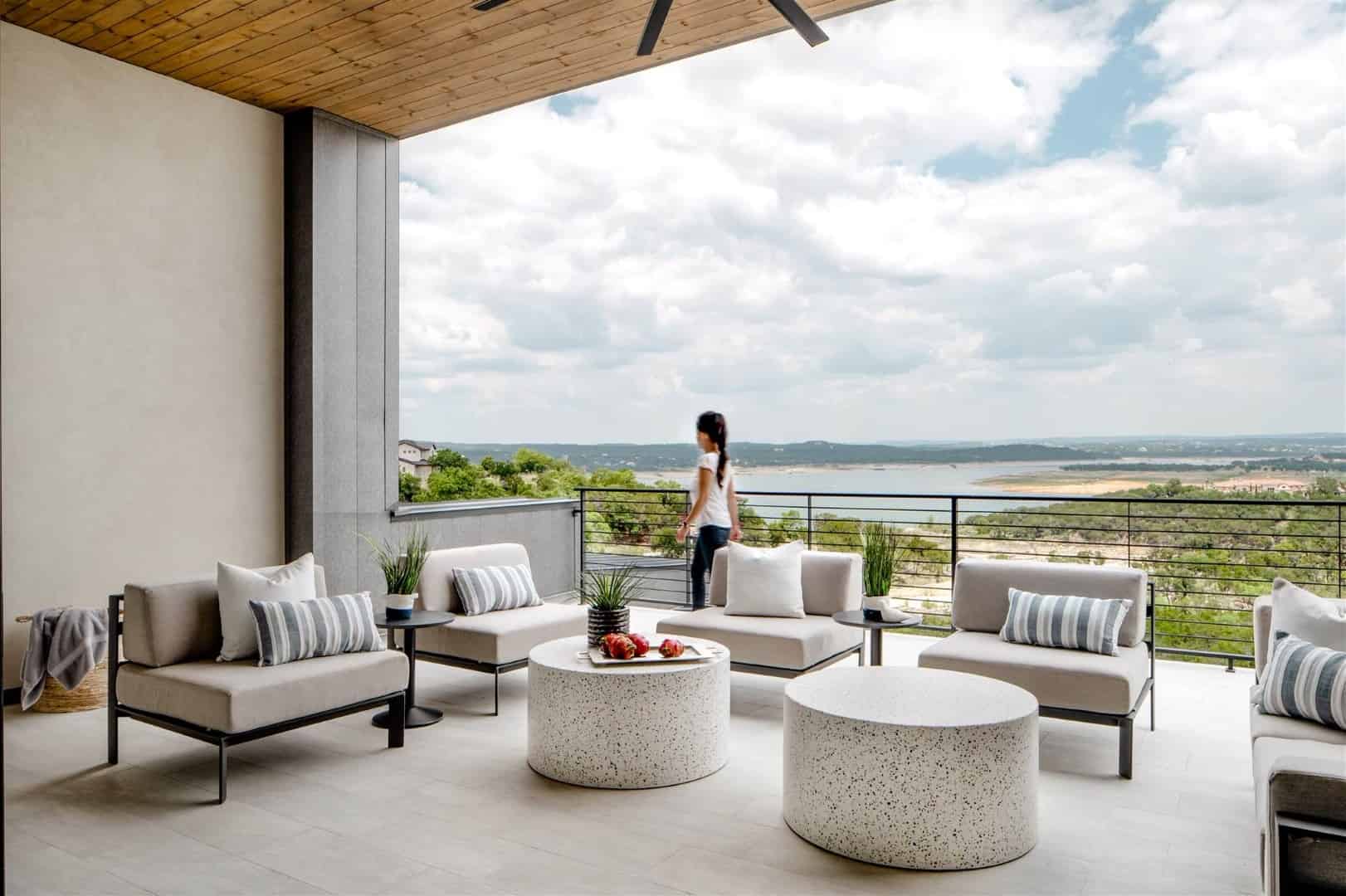 15 Chic Modern Patio Designs to Transform Your Outdoor Oasis