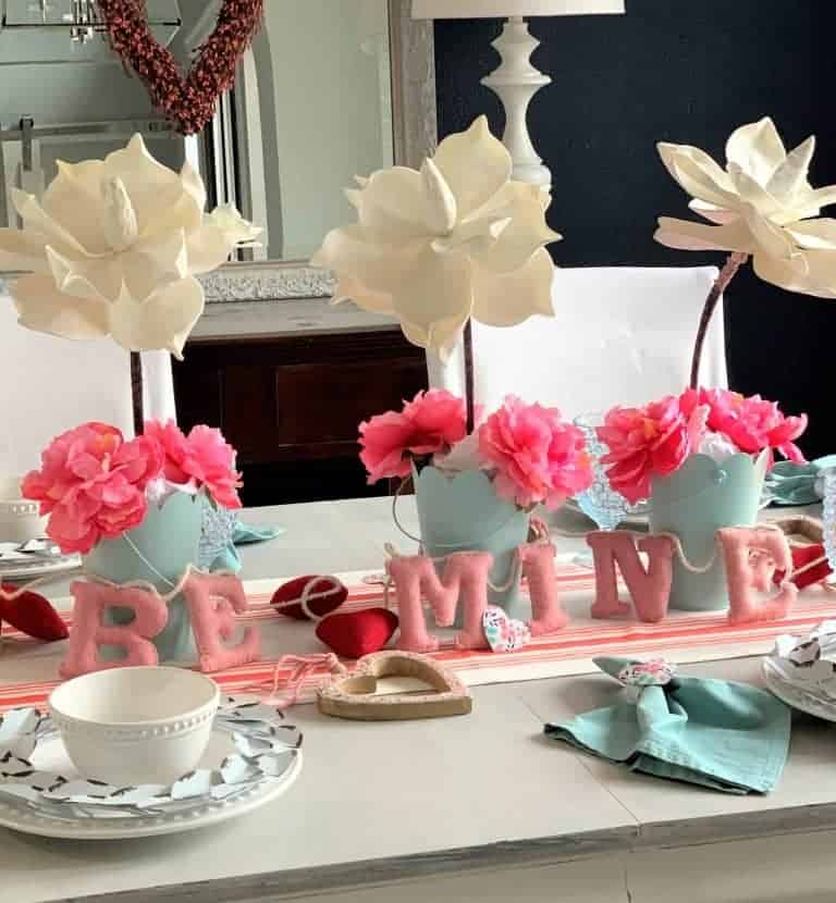 15 Creative DIY Valentine's Table Decoration Designs for Romantic Dinners