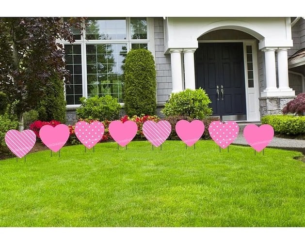 15 Elegant Valentine Outdoor Decor Designs to Set the Mood