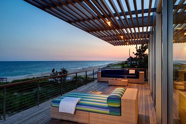 15 Modern Balcony Designs for a Seamless Indoor-Outdoor Connection