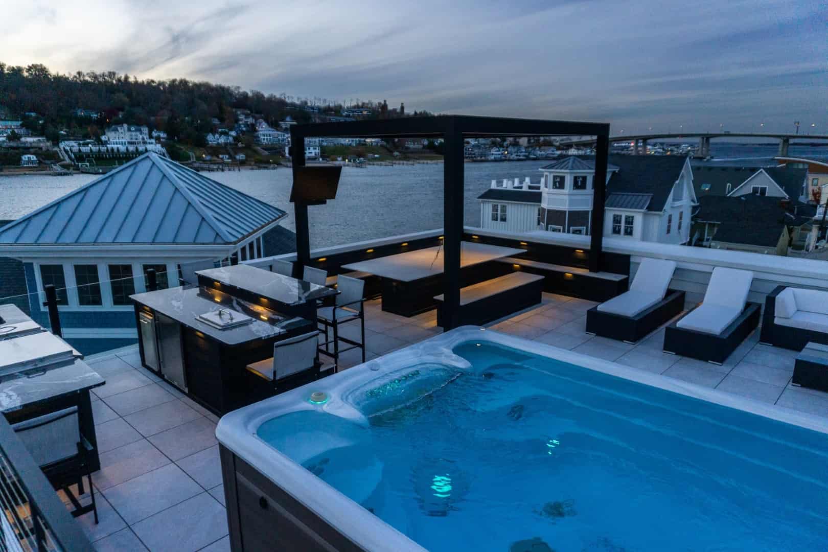 15 Modern Balcony Designs for a Seamless Indoor-Outdoor Connection