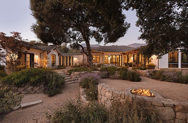 15 Modern Landscape Designs That Embrace the Art of Outdoor Living