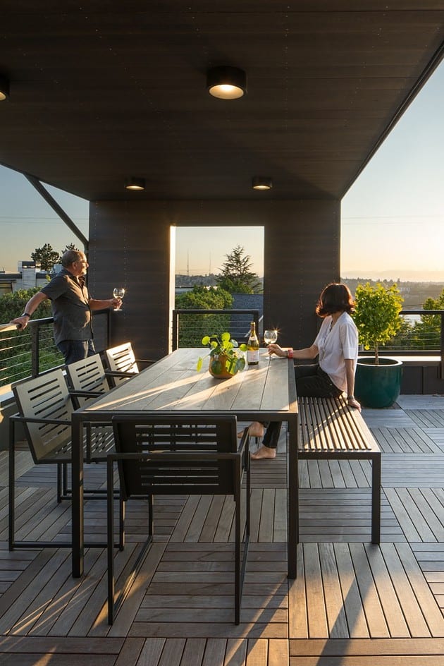 15 Sleek Modern Deck Designs to Elevate Your Outdoor Space