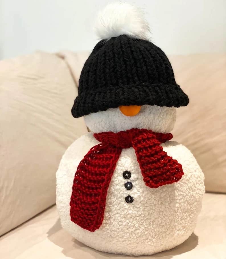 15 Snowman Pillow Designs to Melt Your Heart
