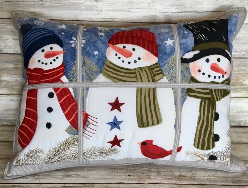 15 Snowman Pillow Designs to Melt Your Heart