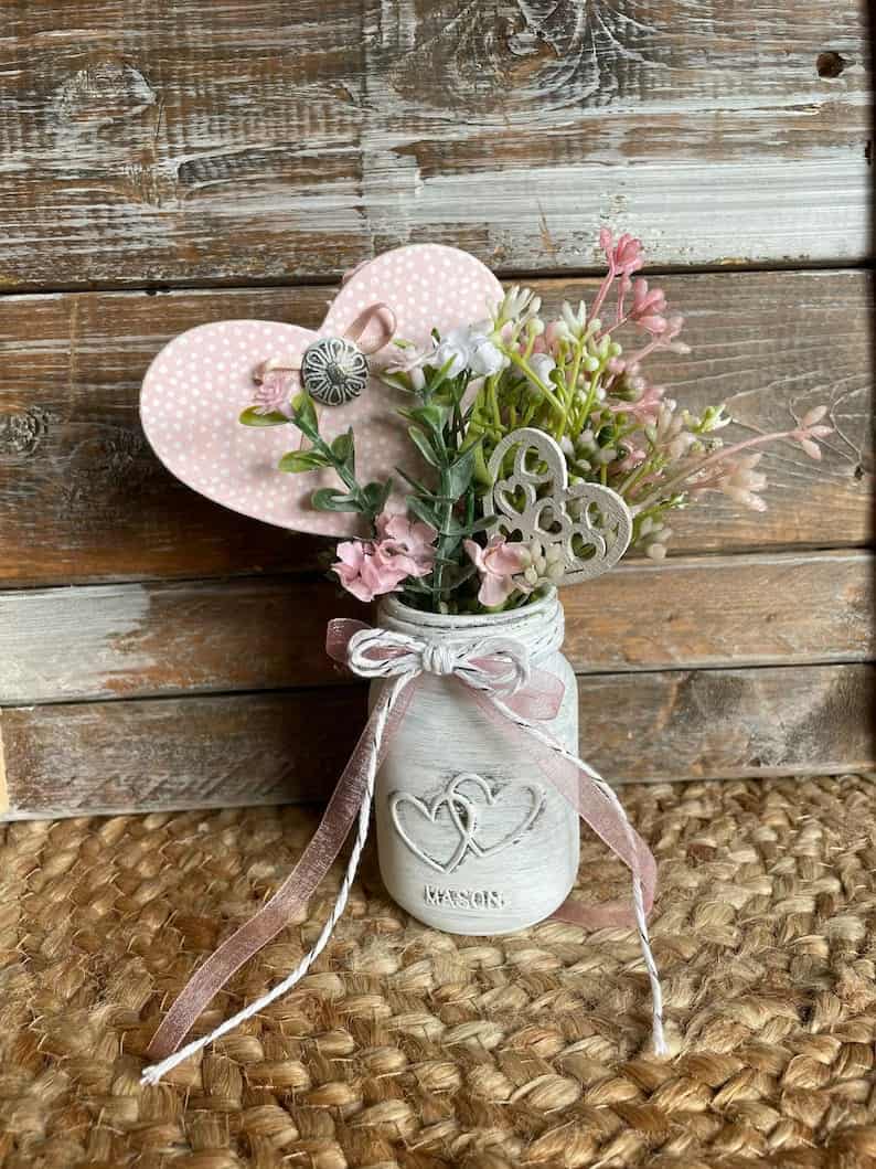 15 Sweet and Simple Valentine Mason Jar Designs for a Joyful Celebration