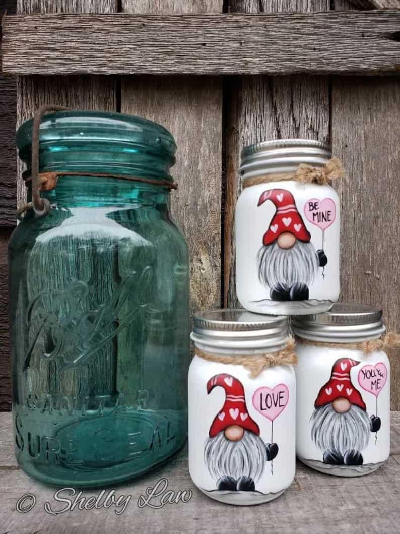 15 Sweet and Simple Valentine Mason Jar Designs for a Joyful Celebration
