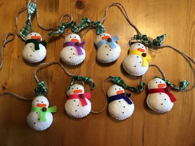 15 Winter Garland Designs to Adorn Your Home in Style