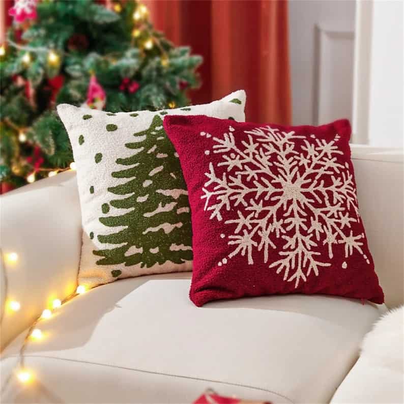 15 Winter Pillow Designs That Blend Function and Fashion