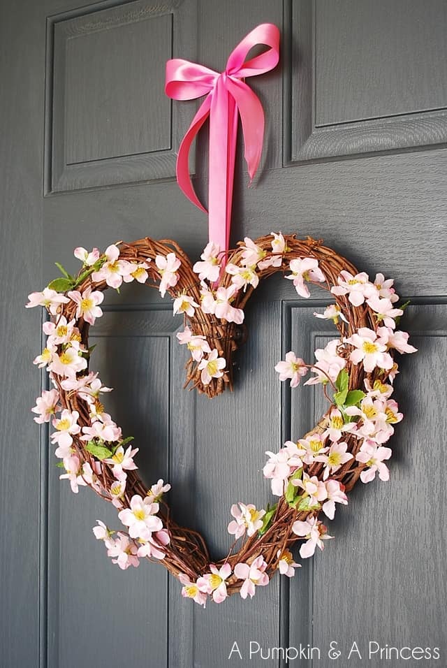 15 DIY Early Spring Wreath Designs to Blossom Your Doorway