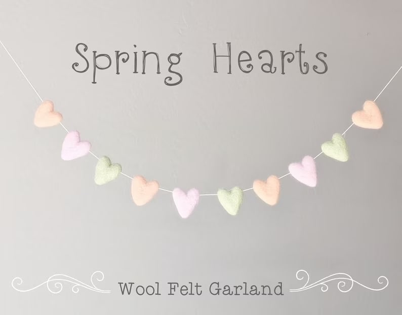 15 Mother’s Day Garland Designs to Infuse Love into Your Décor