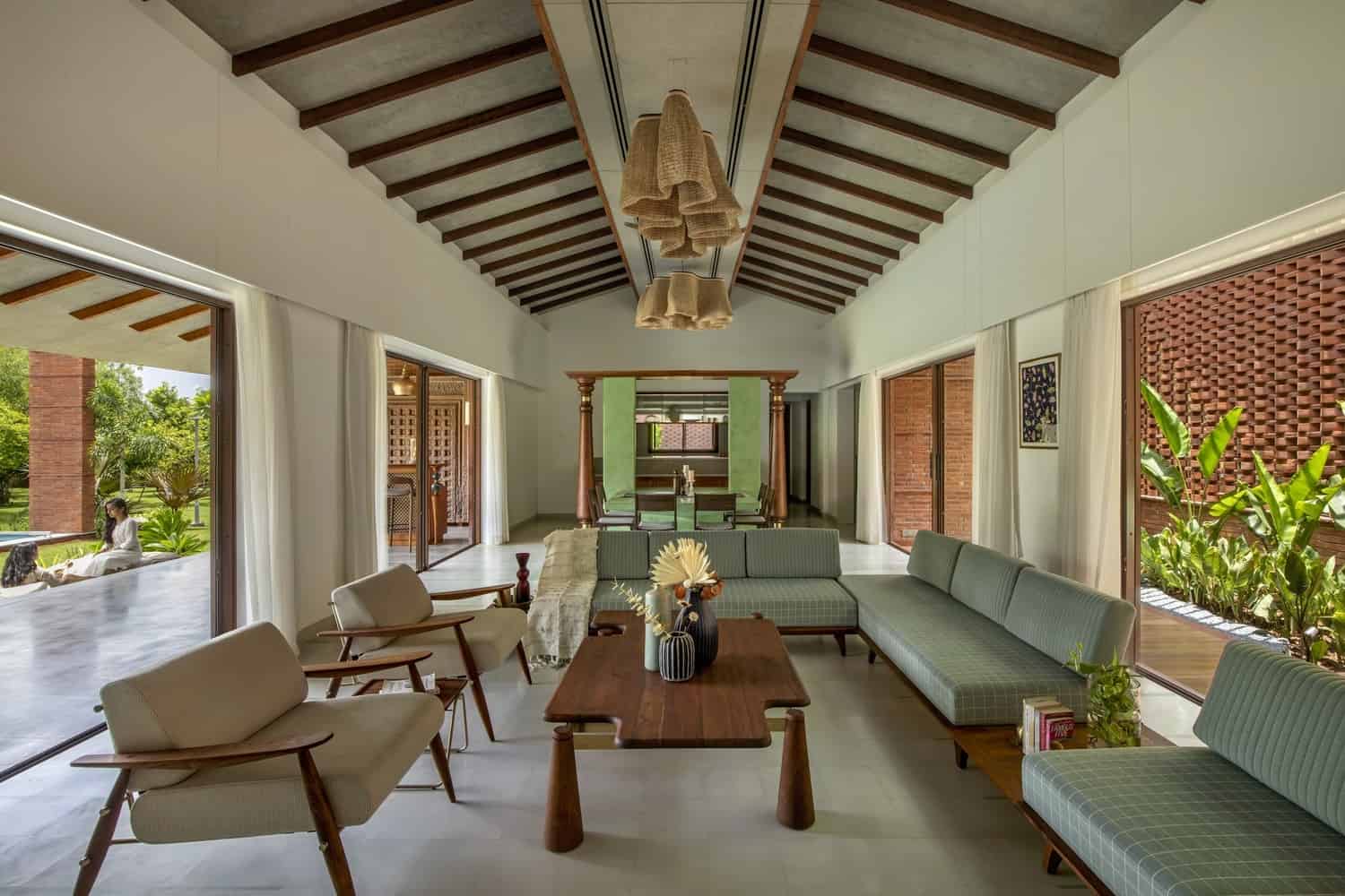 Sitish Parikh Farmhouse by Dipen Gada and Associates in Vadodara, India