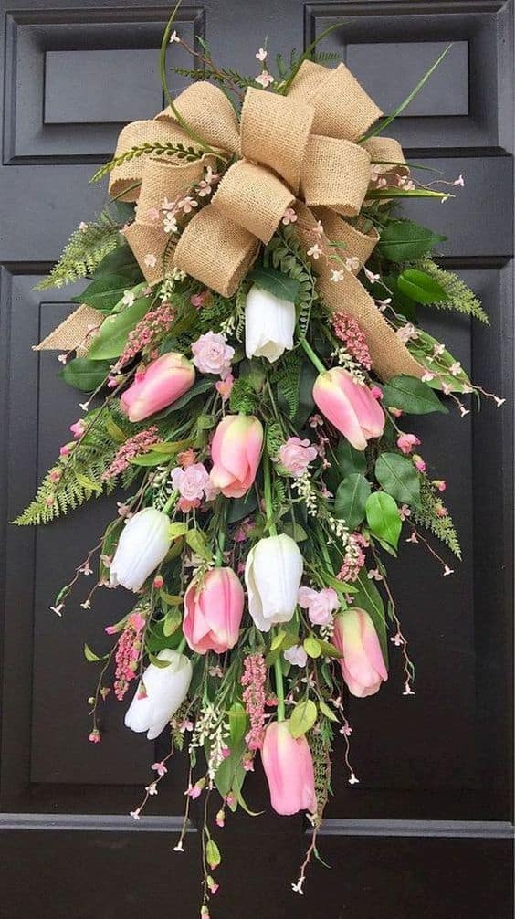 15 Fresh Spring Front Door Wreath Ideas to Welcome the Season