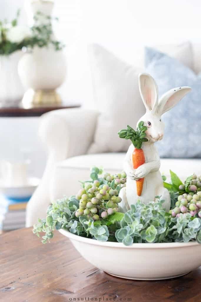 15 DIY Easter Centerpiece Ideas to Elevate Your Holiday Table