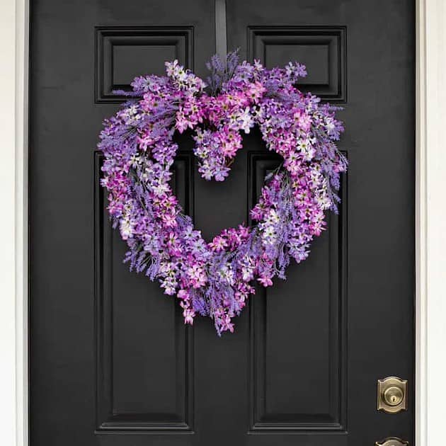 15 Enchanting Spring Lilac Wreath Designs to Elevate Your Doorway