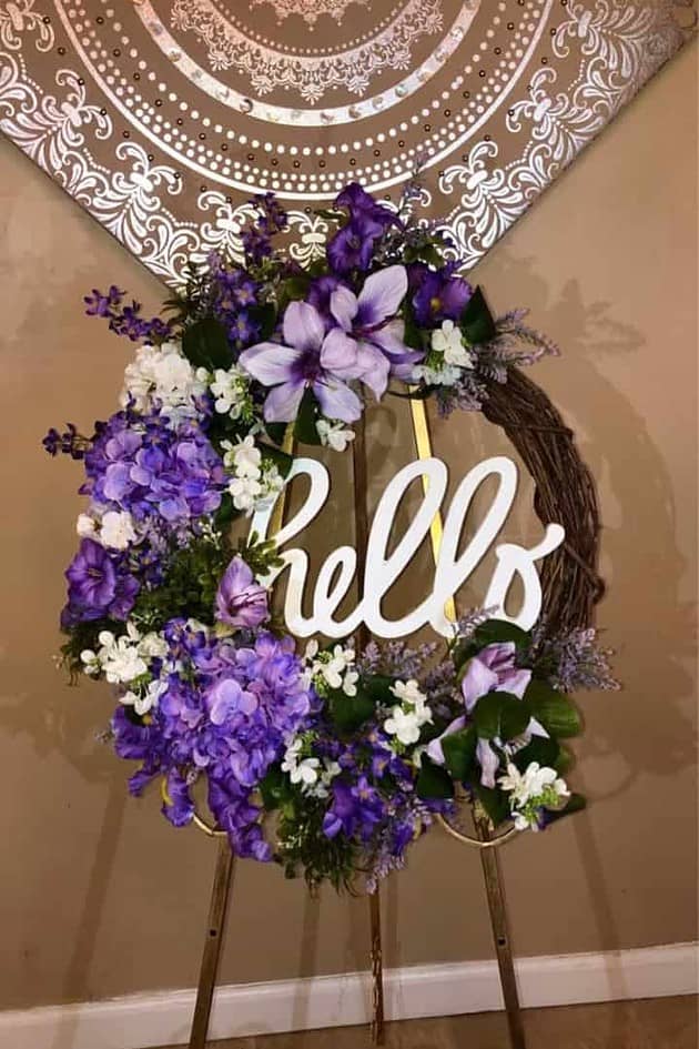 15 Enchanting Spring Lilac Wreath Designs to Elevate Your Doorway