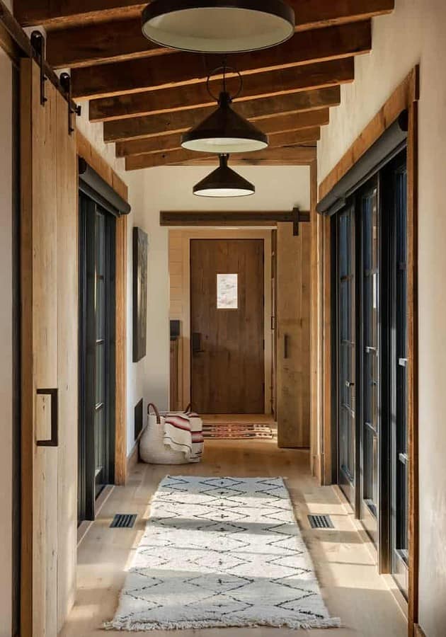 15 Rustic Hallway Ideas for Cozy Charm