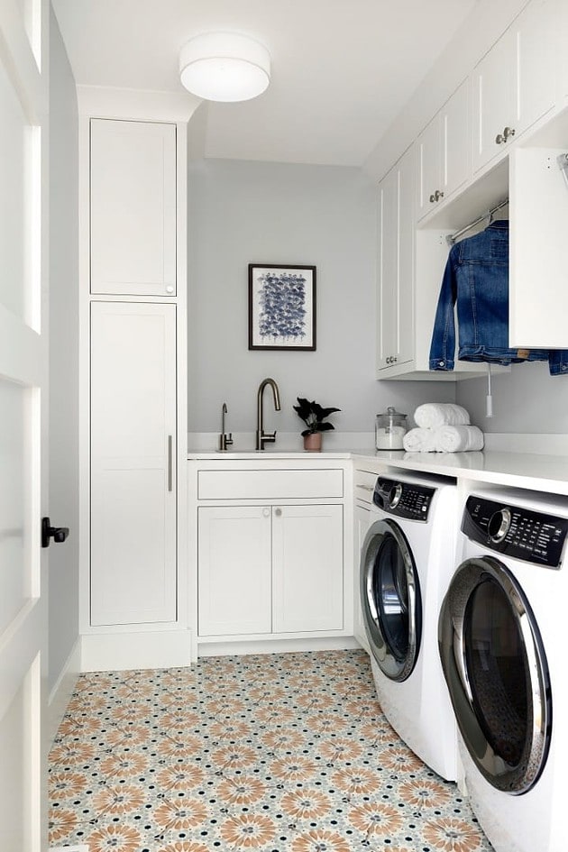 15 Rustic Laundry Designs That Blend Natural Elegance With Utility