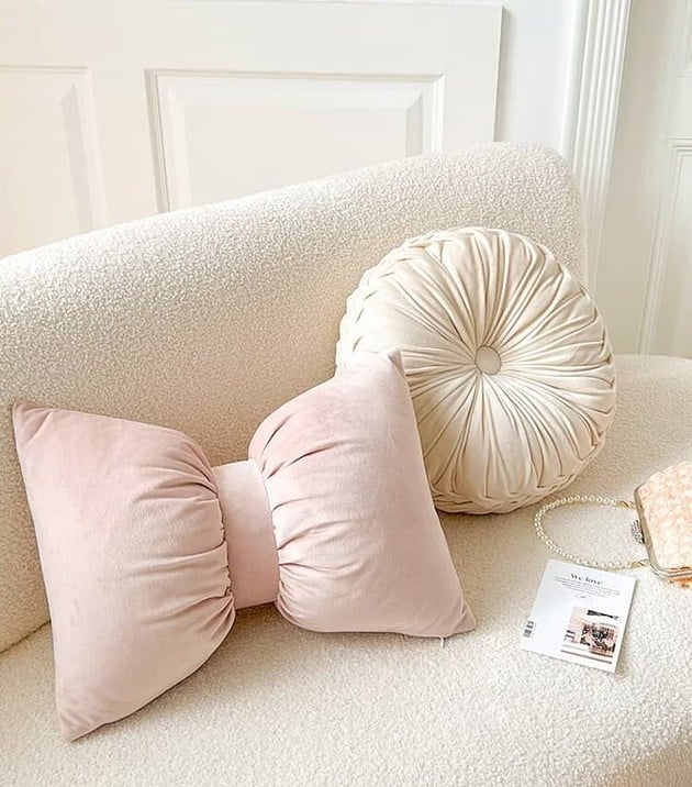 15 Coquette Style Pillow Designs to Enchant Your Living Spaces
