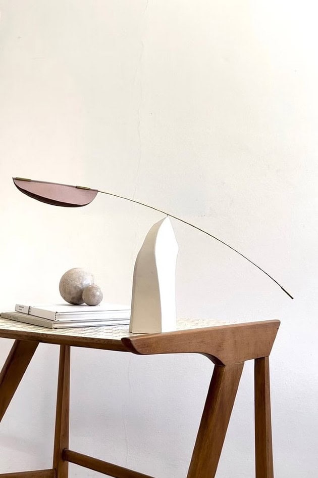 15 Sophisticated Modern Sculpture Designs For Your Home