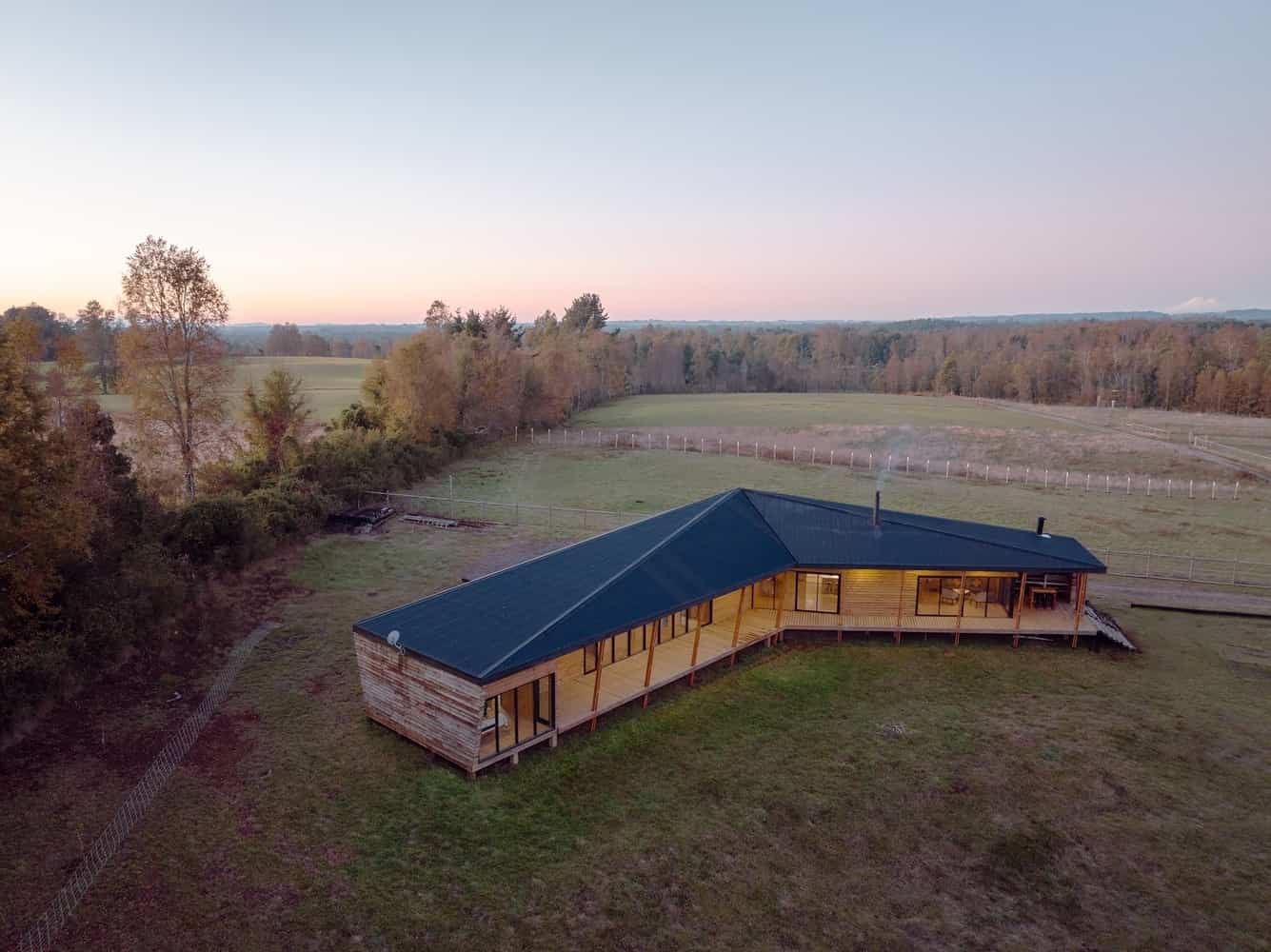 Bumeran House by Lucas Maino Fernandez in Villarrica, Chile