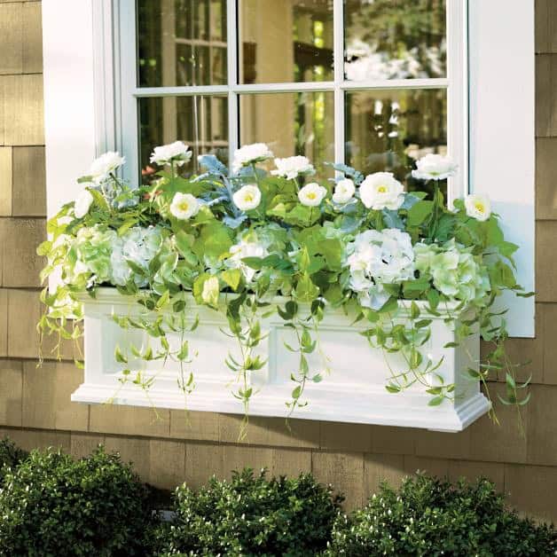 15 Charming DIY Window Flower Box Designs for Gardening