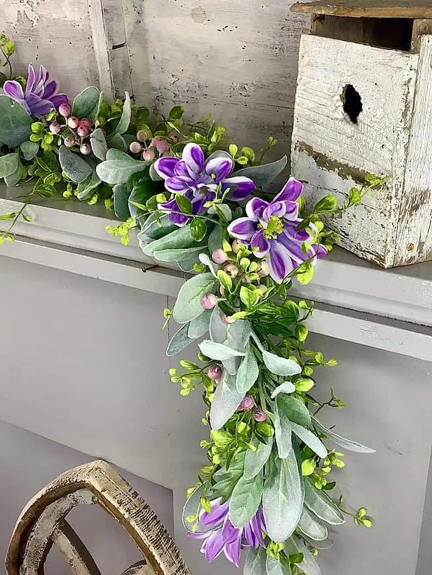 15 Spring Flower Garlands That Will Brighten Your Living Space