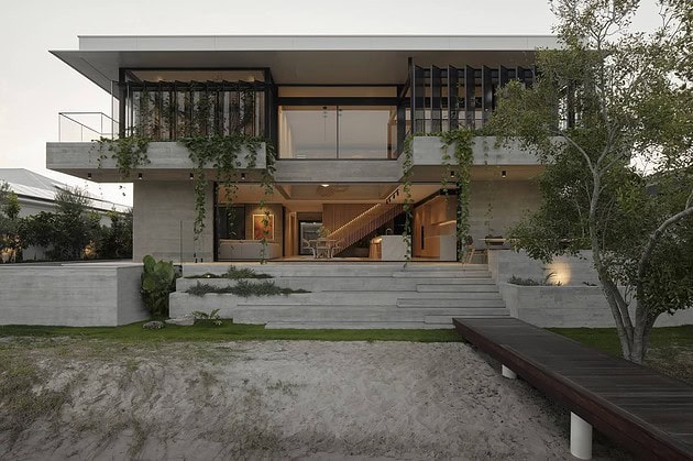 Sjøhavn House by Lightbody Architects in Noosa Heads, Australia