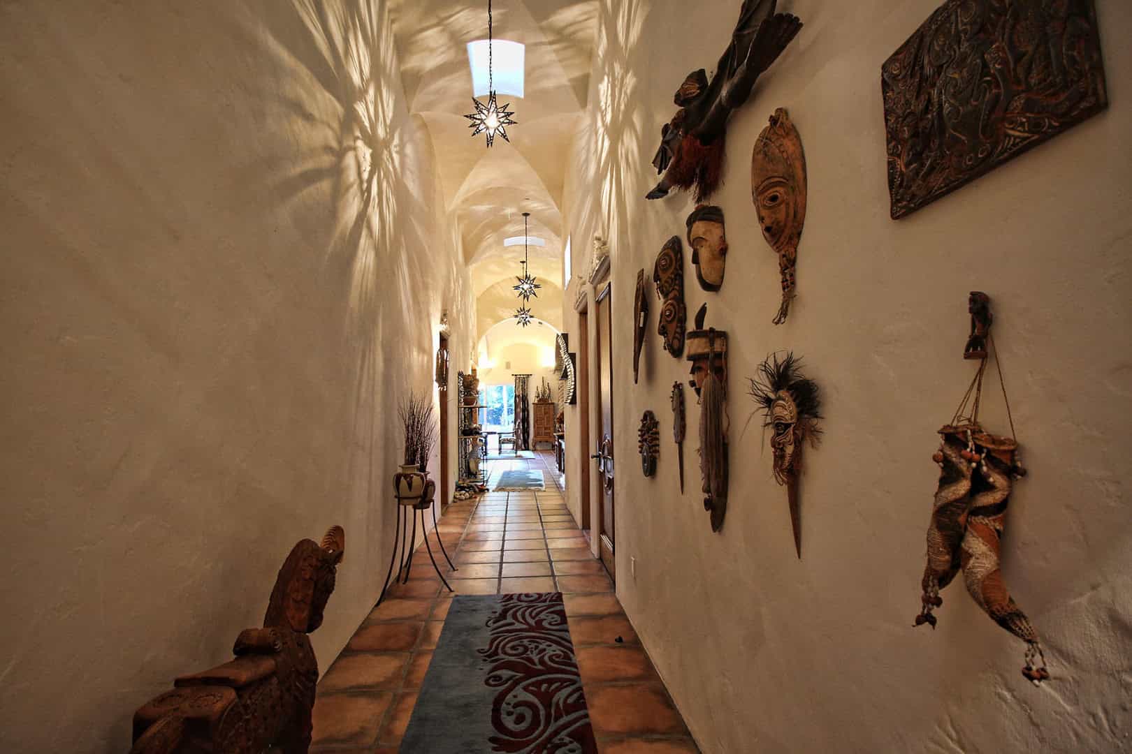 15 Breathtaking Mediterranean Hall Designs to Transport You to Paradise