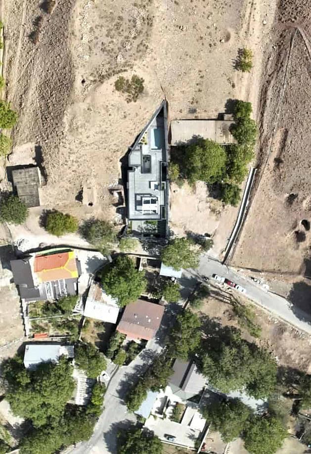 Koohravan Villa by HYPERTEXT ARCHITECTURE STUDIO in Khosrovan, Iran