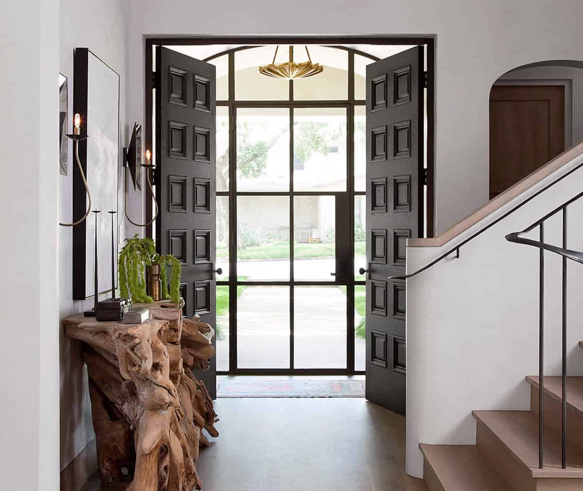 15 Bright and Airy Mediterranean Foyer Designs You Will Adore