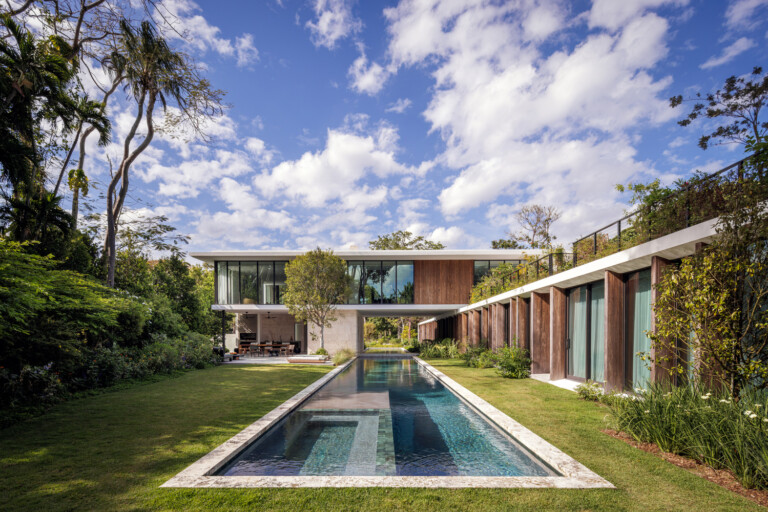 The Courtyard House by MODO Designs – Contemporary Haveli